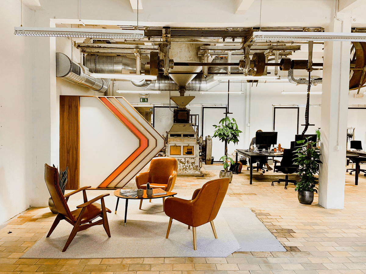 A unique career - InvestSuite